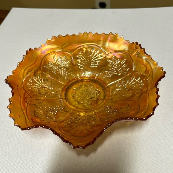Fenton | Art | Fenton Peacock And Grape Marigold Carnival Glass Ruffled ...